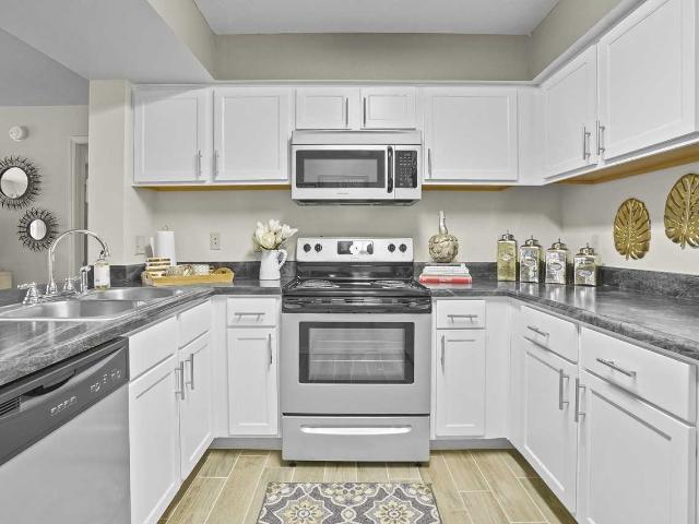 Cottages at Tallgrass Point 1 Bedroom Apartment for Rent at 8748 N Mingo Rd, Owasso, OK 74055