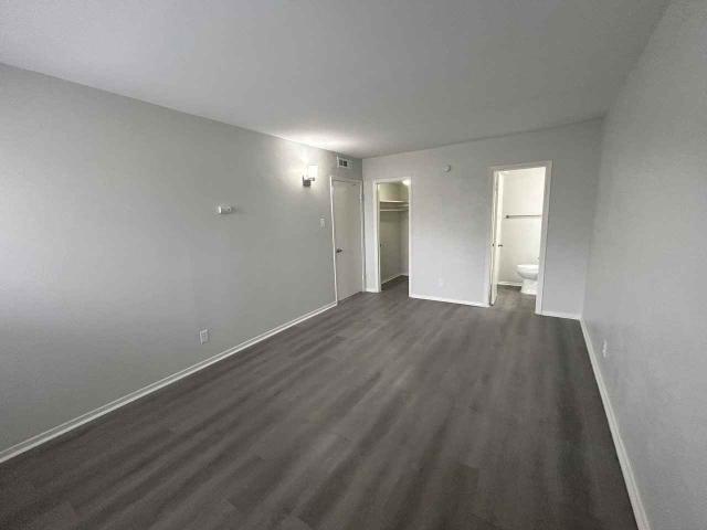 Cottages at Terrell Hills 2 Bedroom Apartment for Rent at 2447 Harry Wurzbach Rd, San Antonio, TX 78209 Willshire Terrace