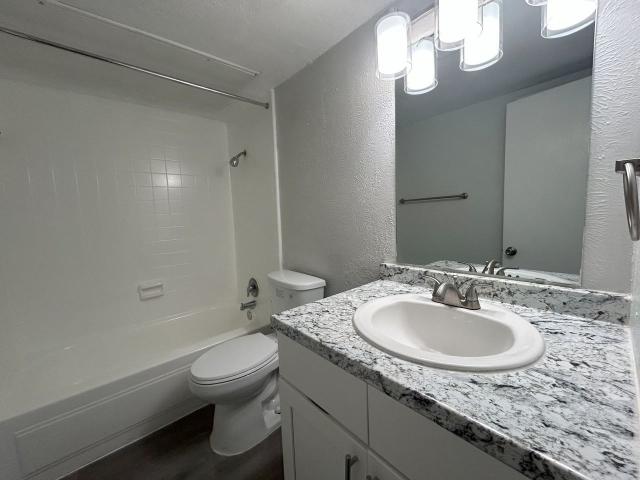 Cottages at Terrell Hills 2 Bedroom Apartment for Rent at 2447 Harry Wurzbach Rd, San Antonio, TX 78209 Willshire Terrace