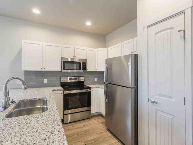 Cottages at Jetwing 1 Bedroom Apartment for Rent at 991 Ibsen Vw, Colorado Springs, CO 80916 Gateway Park