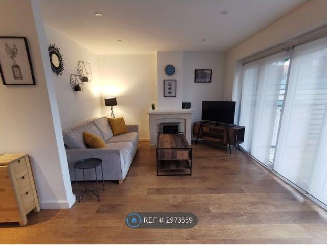 Cottesmore Road, Oxford OX4, 2 bed flat to rent, £1,700 pcm | PrimeLocation