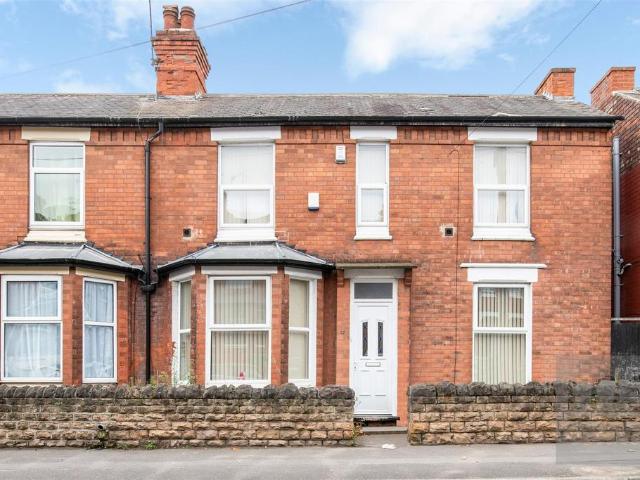 Cottesmore Road, Nottingham NG7 4 bed semi detached house to rent £2,427 pcm £560 pw