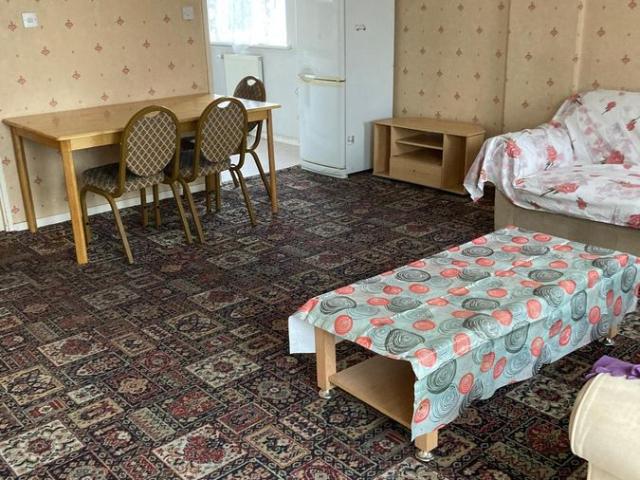 Cottington Road, Feltham, Middlesex TW13, 1 bed flat to rent, £850 pcm | PrimeLocation