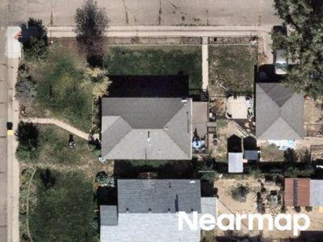 Cottonwood Ave
