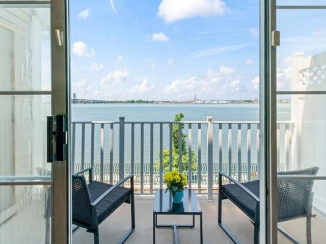 Cottonwood St, Jersey City, Condo For Sale