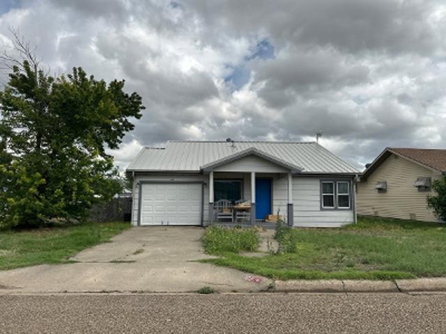 Cottonwood St