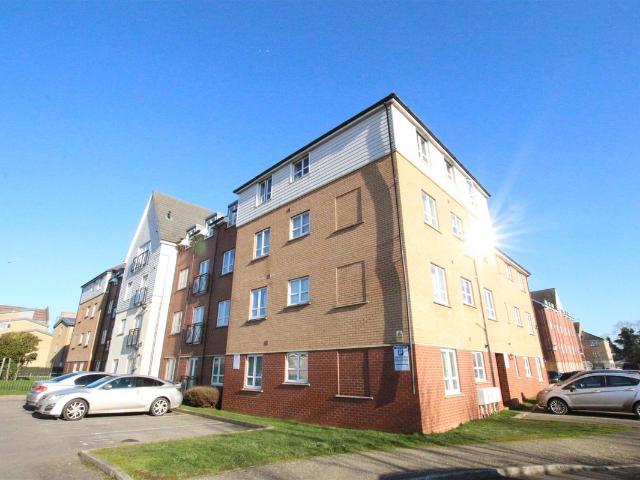 Cotton Court, Northampton NN4, 2 bed flat to rent, £975 pcm | PrimeLocation