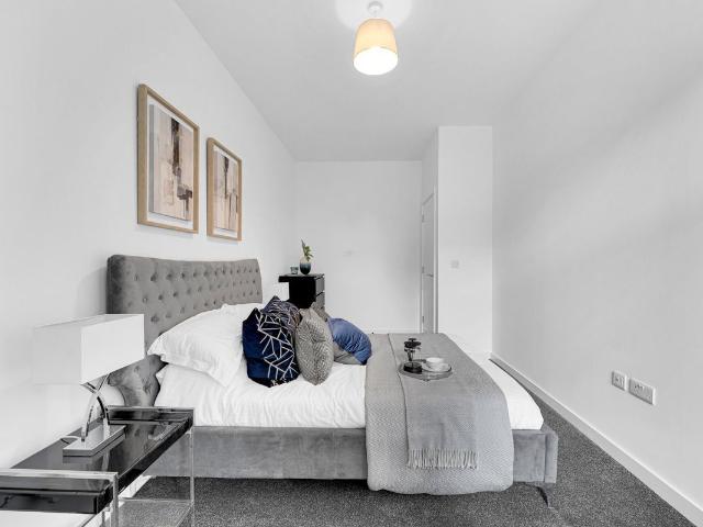 Cotton Gardens, Bolton BL1, 1 bed flat to rent, £925 pcm | PrimeLocation