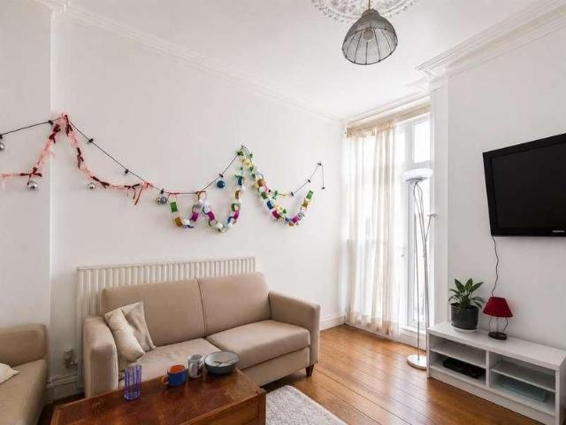 Cottrell Road, Roath, Cardiff, CF24