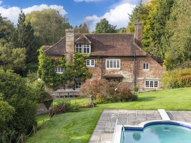 Cotchford Lane, Hartfield TN7, 6 bed detached house to rent, £13,995 pcm | PrimeLocation