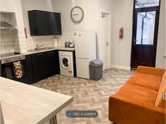 Cotesheath Street, Stoke On Trent ST1, Room to rent, £505 pcm | PrimeLocation
