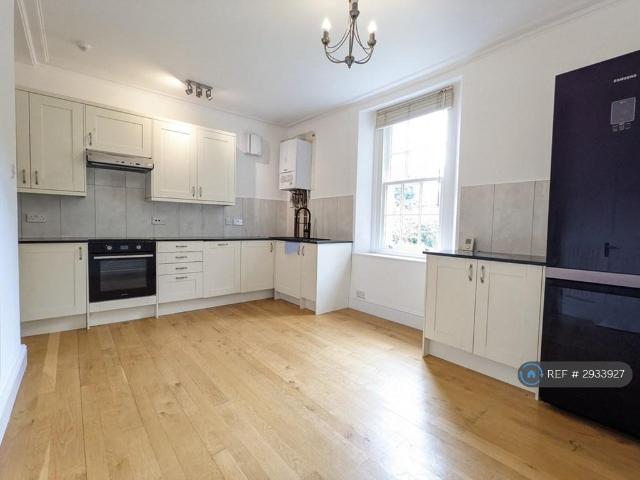 Cotham Road, Bristol, BS6 3 bed flat to rent £2,250 pcm £519 pw