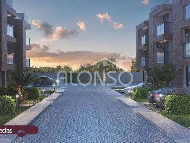 COTIA CASA DE CONDOMÍNIO COM 3 QUARTOS SENDO 2 SUÍTES