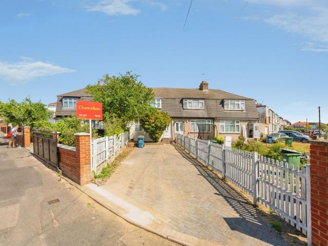 Cotman Gardens, Edgware HA8, 3 bed terraced house to rent, £2,500 pcm | PrimeLocation