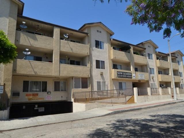 COU Council Apts. 2 Bedroom Apartment for Rent at 4205 Council St, Los Angeles, CA 90004 Wilshire Center Koreatown