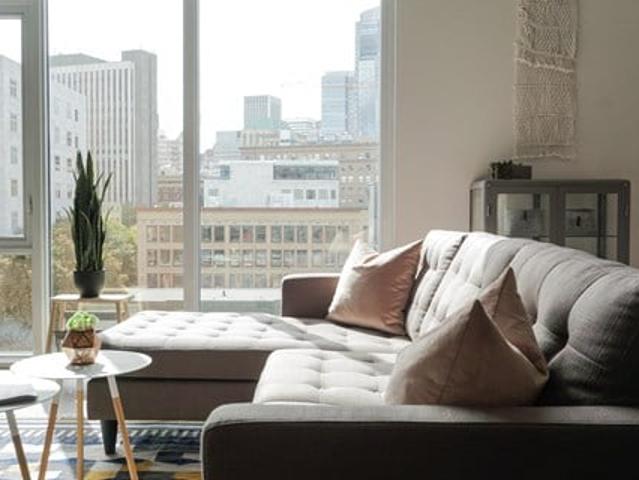 Couch9 One Bed One Bath J