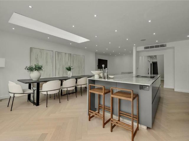 Couchmore Avenue, Esher, Surrey, KT10 3 bed semi detached house to rent £5,500 pcm £1,269 pw