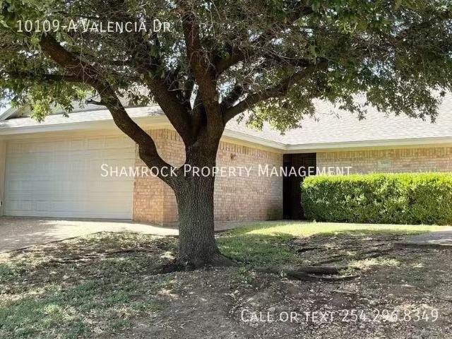 Cougar Ridge duplex 10109 Valencia Dr Unit A