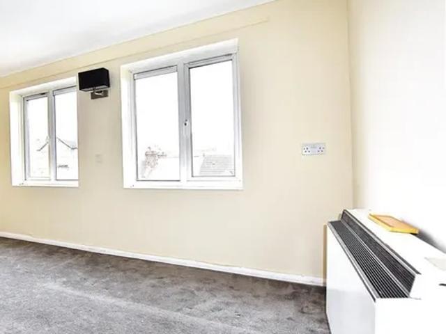 Coughlan's Bakery, 502 London Road, London, CR7 7HQ, United Kingdom | 1 bed apartment for rent #167885928 | Rentberry