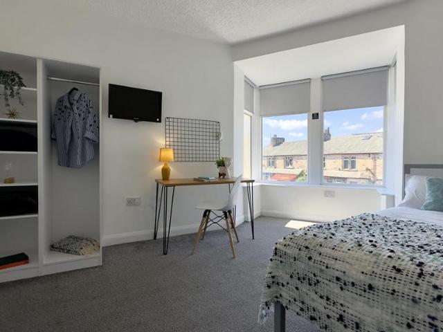 Coulston Road Lancaster, Lancaster LA1 7 bed house to rent £4,217 pcm £973 pw