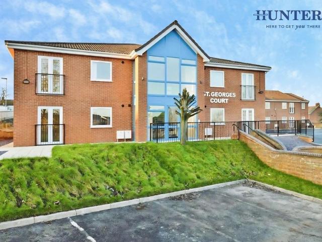 Coulthwaite Way, Rugeley WS15, 2 bed flat to rent, £850 pcm | PrimeLocation