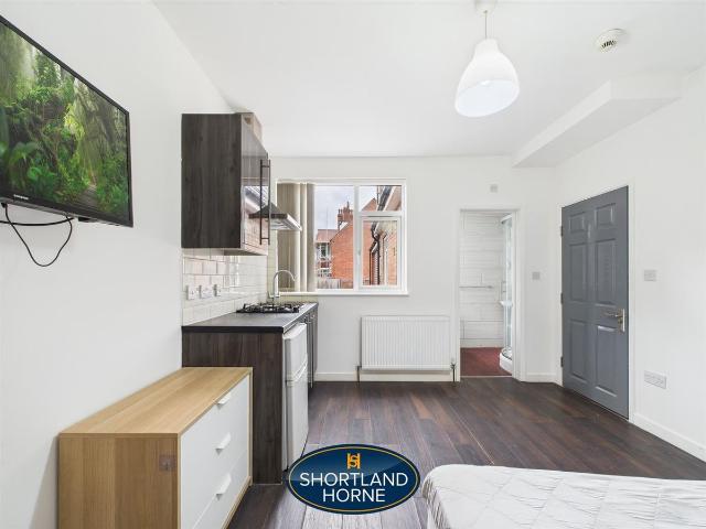Coundon Road, Coundon, Coventry CV1, Studio to rent, £600 pcm | PrimeLocation