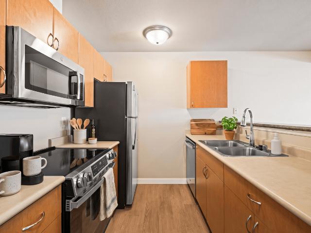 Counterbalance Apartments 1 Bedroom Apartment for Rent at 315 1st Ave W, Seattle, WA 98119 Lower Queen Anne