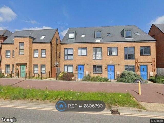 Countess Way, Milton Keynes MK10, 4 bed terraced house to rent, £2,150 pcm | PrimeLocation