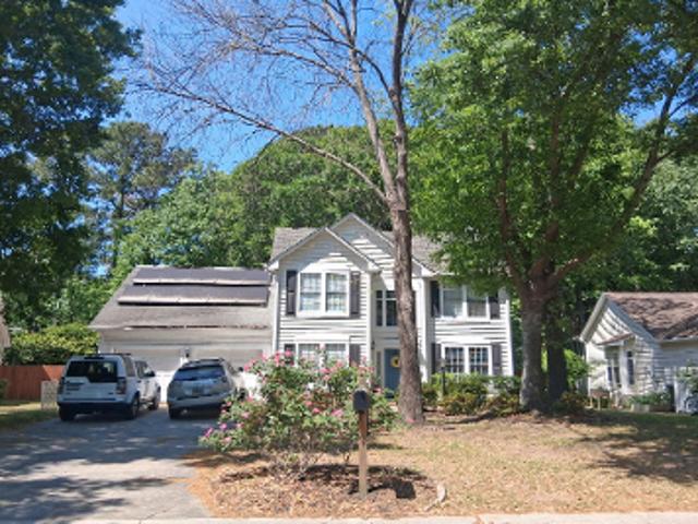 Country Manor Dr