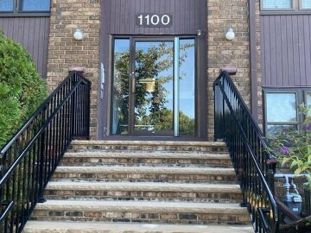 Country Mill Dr, Cranbury, Condo For Sale