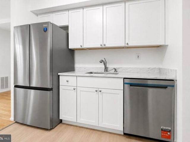 Country Mill Dr, Cranbury, Condo For Sale