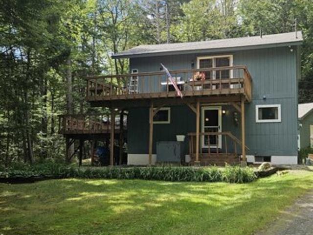 Country Ct, Wilmington, Home For Sale