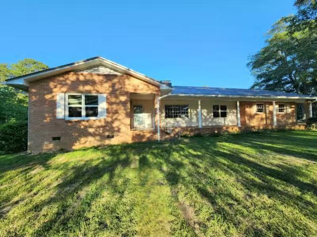 Country Charmer in Simpsonville 508 E Standing Springs Rd