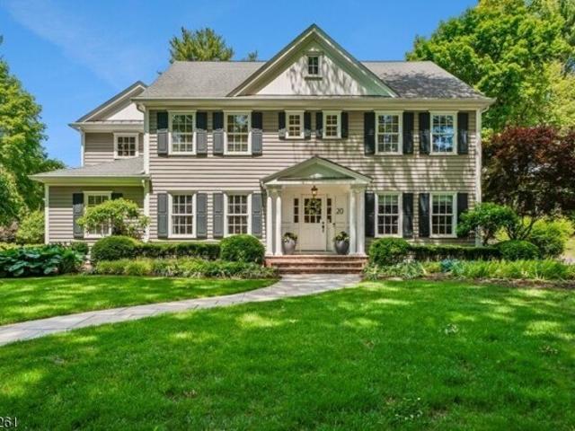 Country Club Dr, Chatham Township, Home For Sale