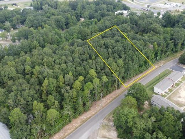 Country Club Dr, Hattiesburg, MS 39401