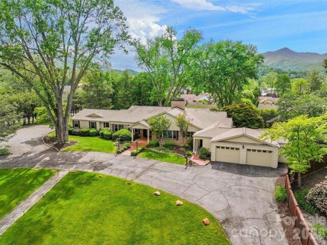 Country Club Dr, Waynesville, Home For Sale