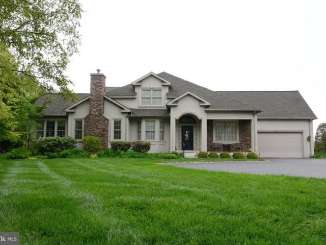Country Club Dr, Telford, Home For Sale