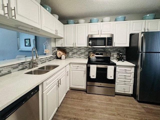 Country Club Lakes Apartments