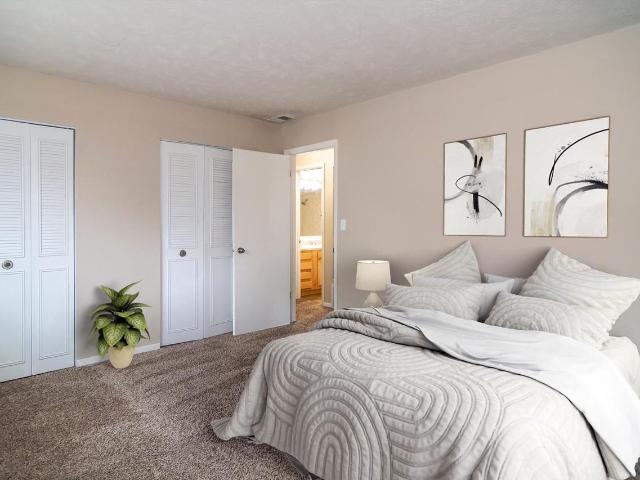 Country Club Lincoln 1 Bedroom Apartment for Rent at 2800 Woods Blvd, Lincoln, NE 68502 Country Club