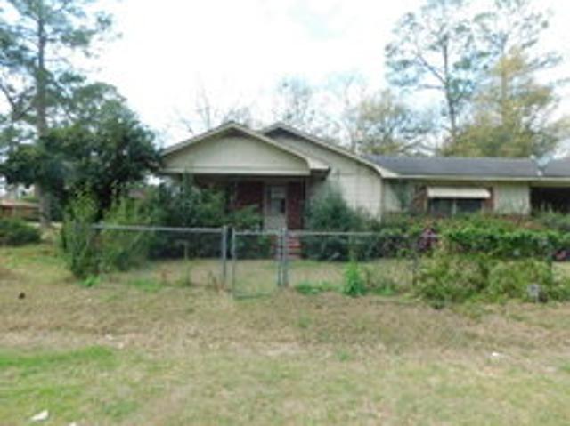 Country Club Rd