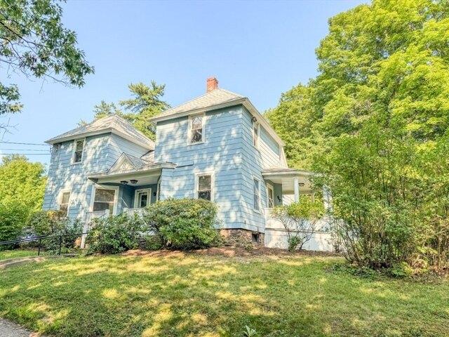 Country Club Rd, Greenfield, Home For Sale