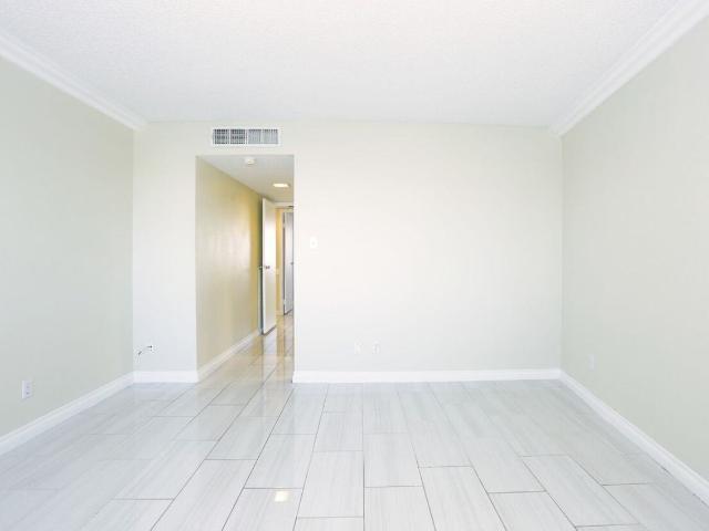 Country Club Towers 1 Bedroom Apartment for Rent at 850 East Desert Inn Road, Winchester, NV 89109 Winchester