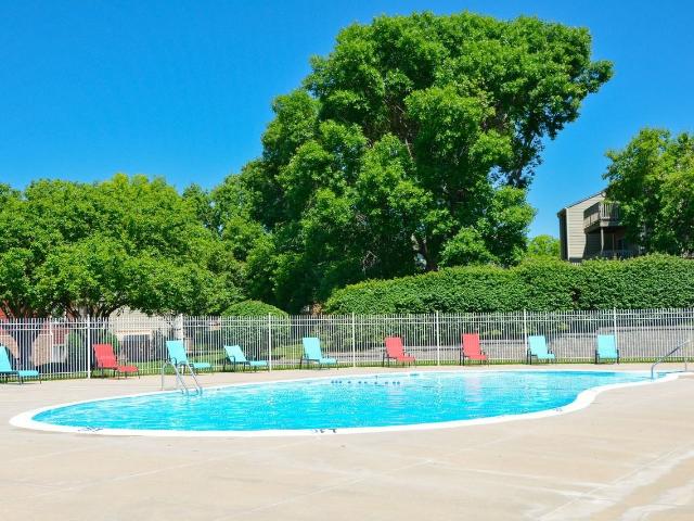 Country Club Village 1 Bedroom Apartment for Rent at 5344 S 99th St, Omaha, NE 68127
