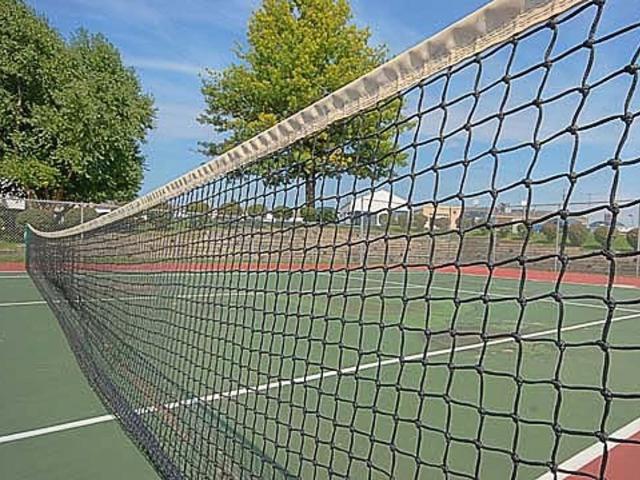 Country Club Village Studio Apartment for Rent at 5344 S 99th St, Omaha, NE 68127