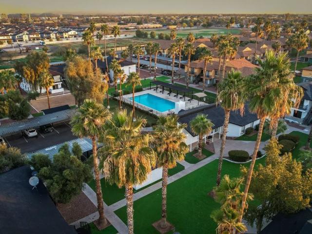 Country Creek Apartments Studio Apartment for Rent at 7111 N 75th Ave, Glendale, AZ 85303