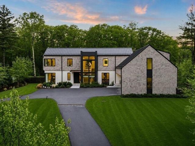 Country Dr, Weston, Home For Sale