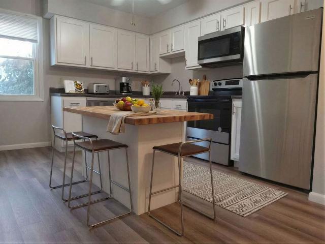 Country Gardens Apartments 1 Bedroom Apartment for Rent at 110 Colleen Rd, Troy, NY 12180