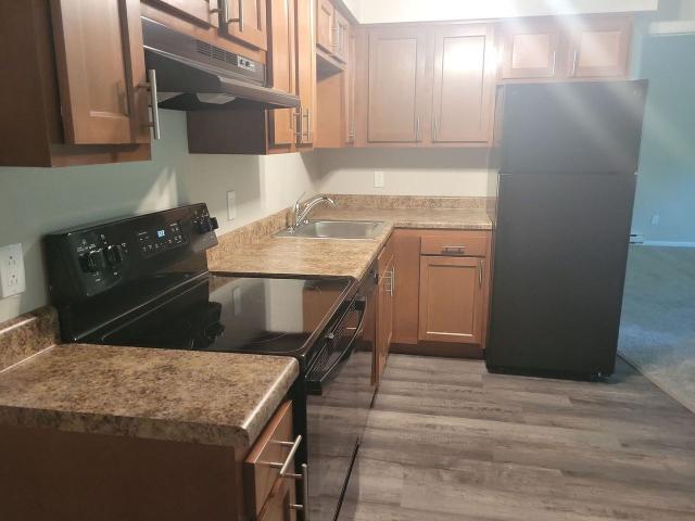 Country Gardens Apartments 2 Bedroom Apartment for Rent at 110 Colleen Rd, Troy, NY 12180