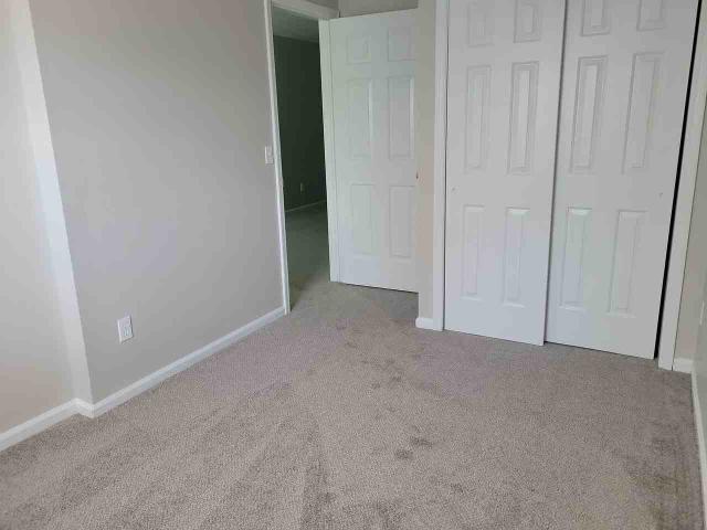 Country Gardens Apartments 2 Bedroom Apartment for Rent at 110 Colleen Rd, Troy, NY 12180