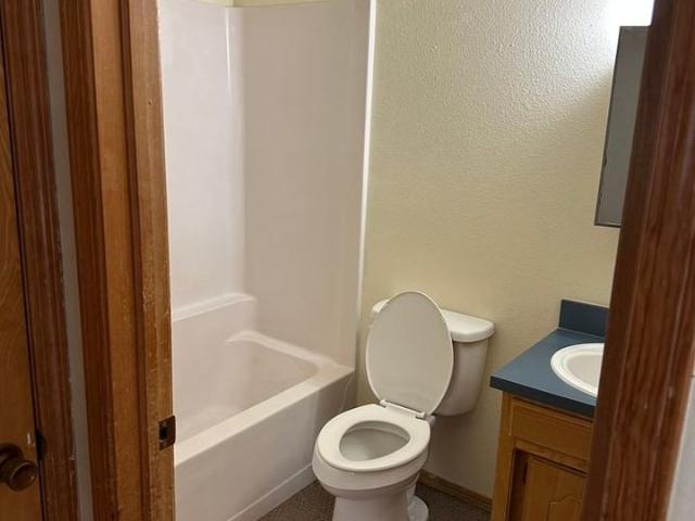 Country Grove Apartments 1 Bedroom Apartment for Rent at 4204 N Harrison St, Shawnee, OK 74804